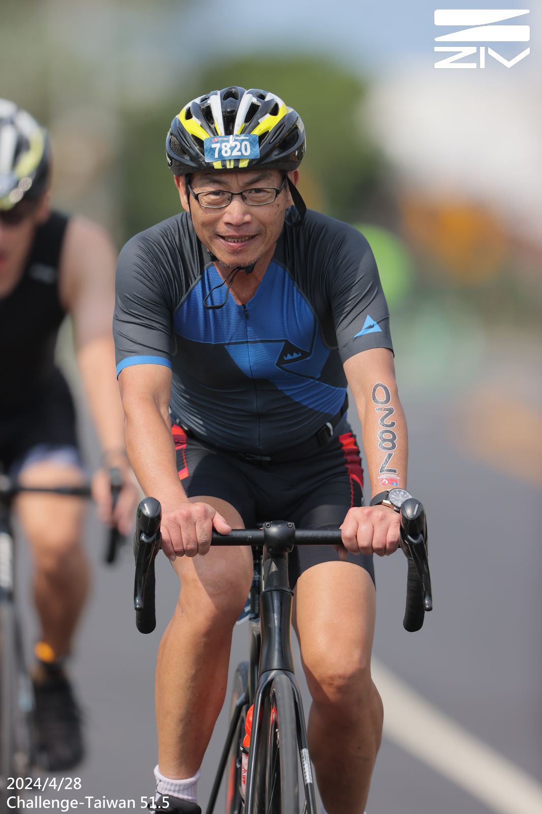 運動太陽眼鏡推薦 ZIV 專為亞洲人設計的眼鏡